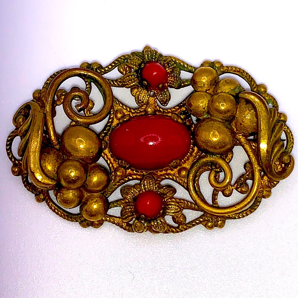 Grape Themed Red Glass Cabochon Brooch - Gem